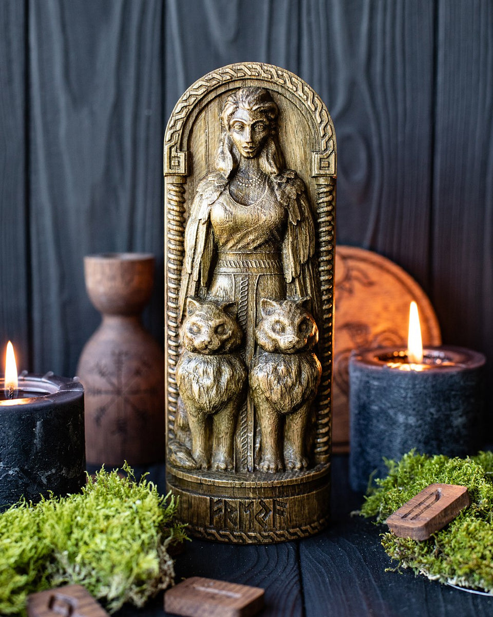 Freya, Norse Goddess, Wooden statue, for Pagan Altar kit – Blagowood